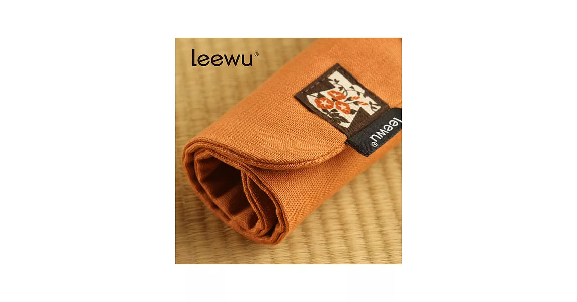 博客來-leewu 小和服筆捲‧香柿