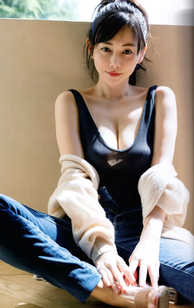 博客來-杉原杏璃寫真集：それから、