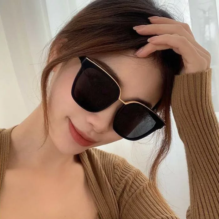 博客來-【SUNS】韓版金邊墨鏡 ins韓妞必備款眼鏡 大框顯小臉 抗UV400 S06 淡紫粉